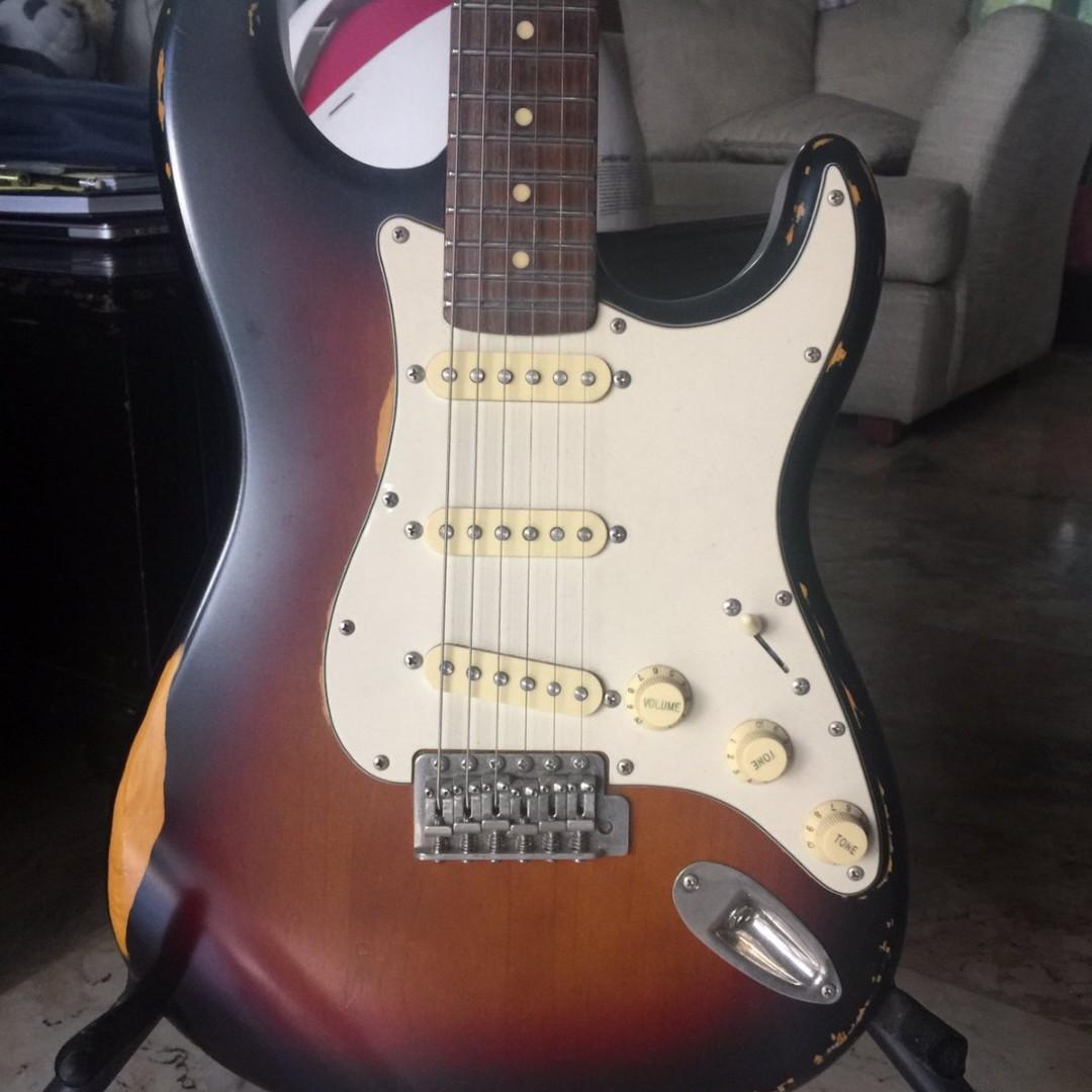 ESP LTD ST 203, Hobbies & Toys, Music & Media, Musical Instruments on ...