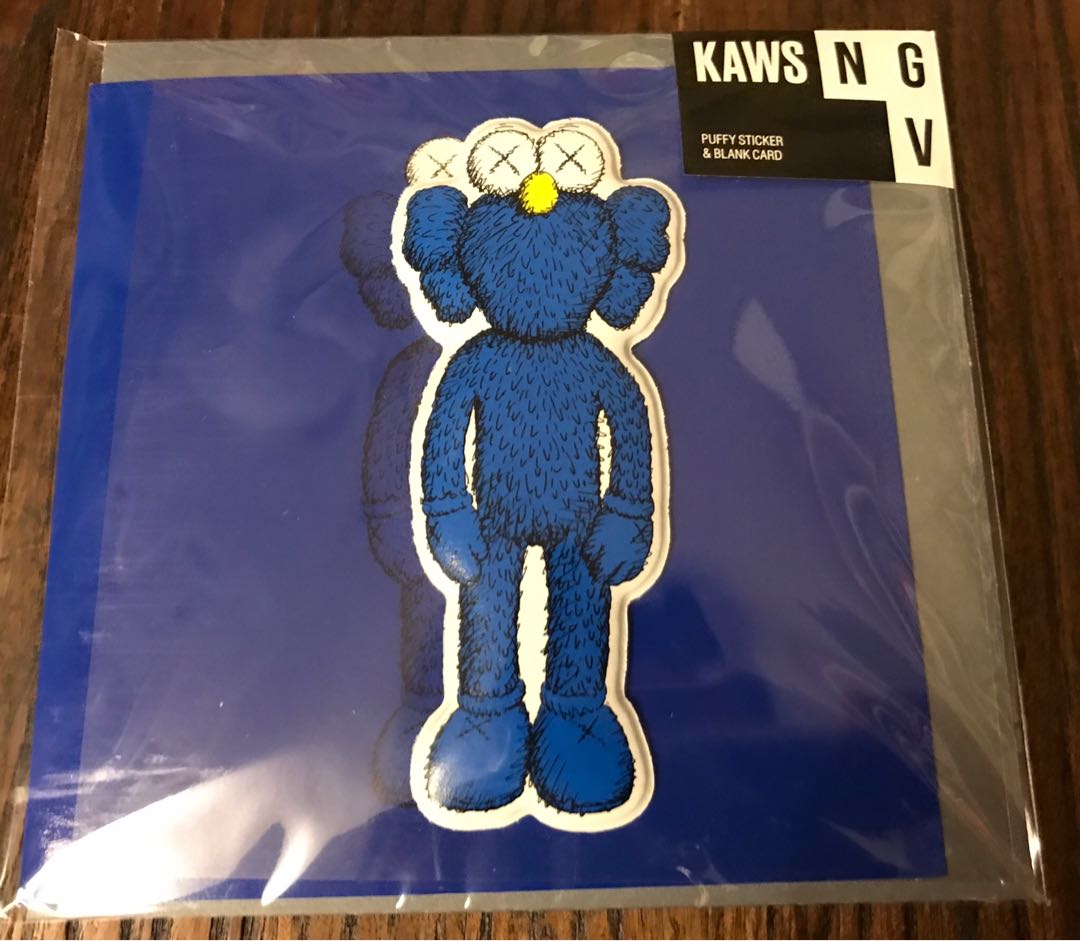 現貨 Kaws ngv sticker bff blue Australia key pins postcard holiday chum ...