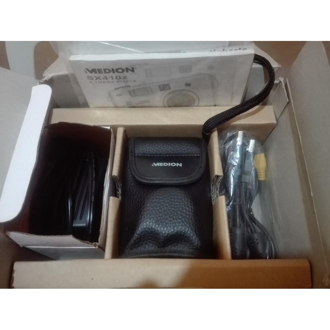 MEDION Old Model Digital Camera, Photography, Video Cameras on Carousell