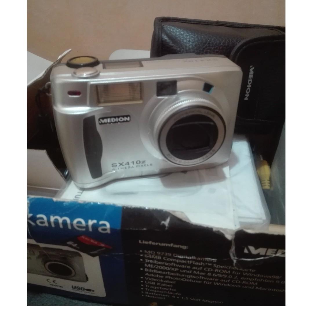 MEDION Old Model Digital Camera, Photography, Video Cameras on Carousell