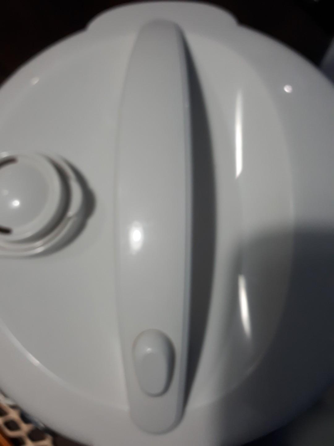 Fukuda Rice Cooker 5 Cups, Furniture & Home Living, Kitchenware ...