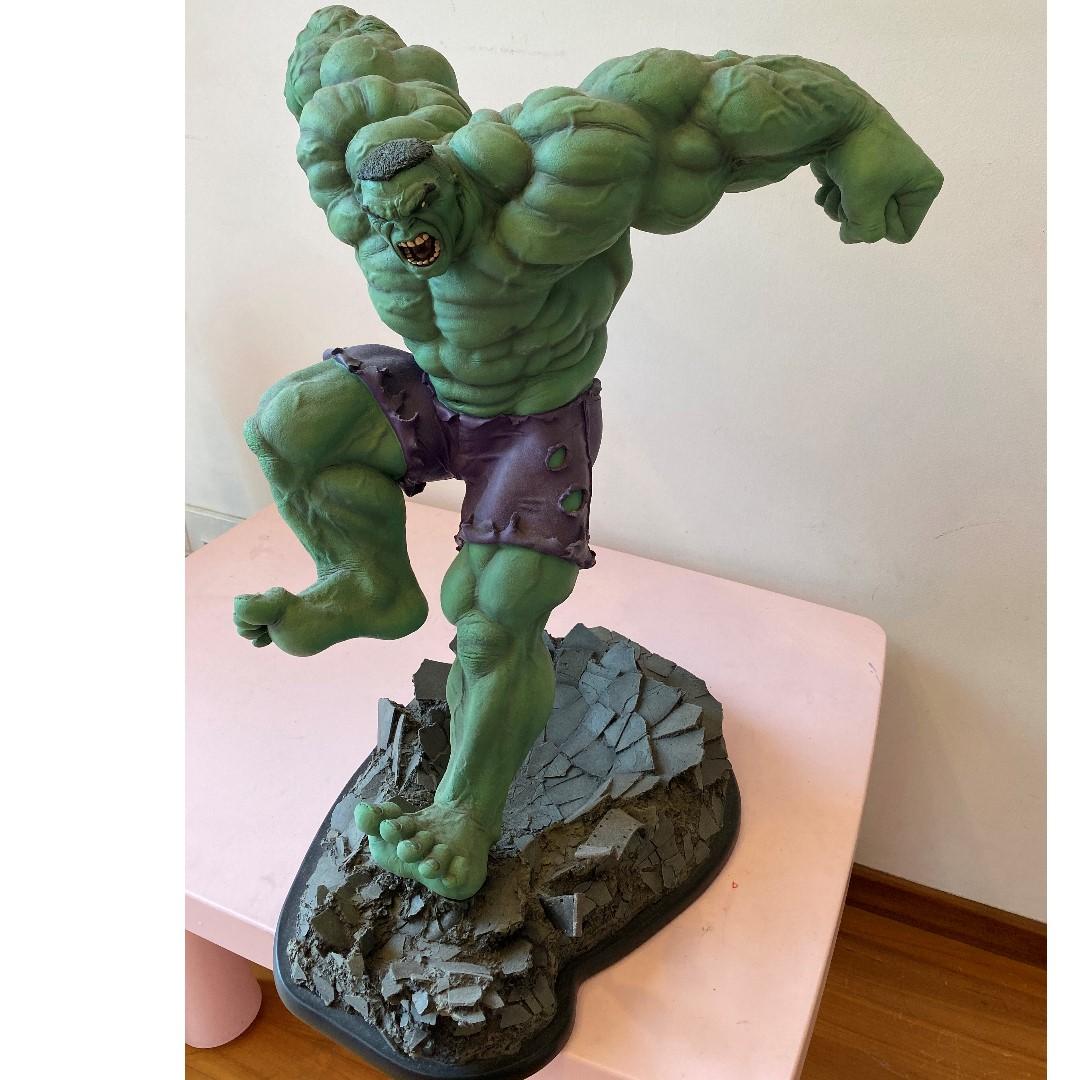 Hulk Comiquette Statue by Sideshow, Hobbies & Toys, Toys & Games on ...