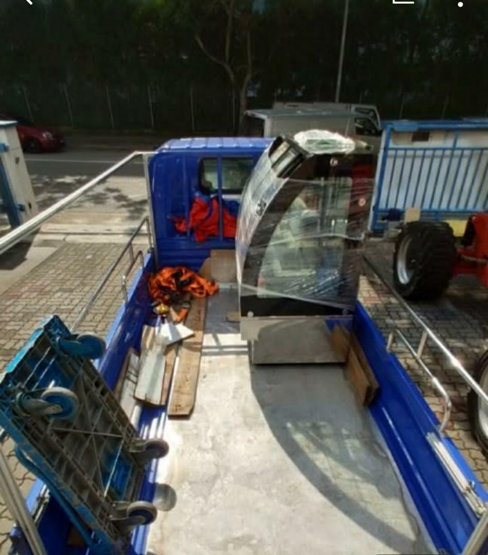 Tailgate Power lift Open top lorry, Everything Else on Carousell