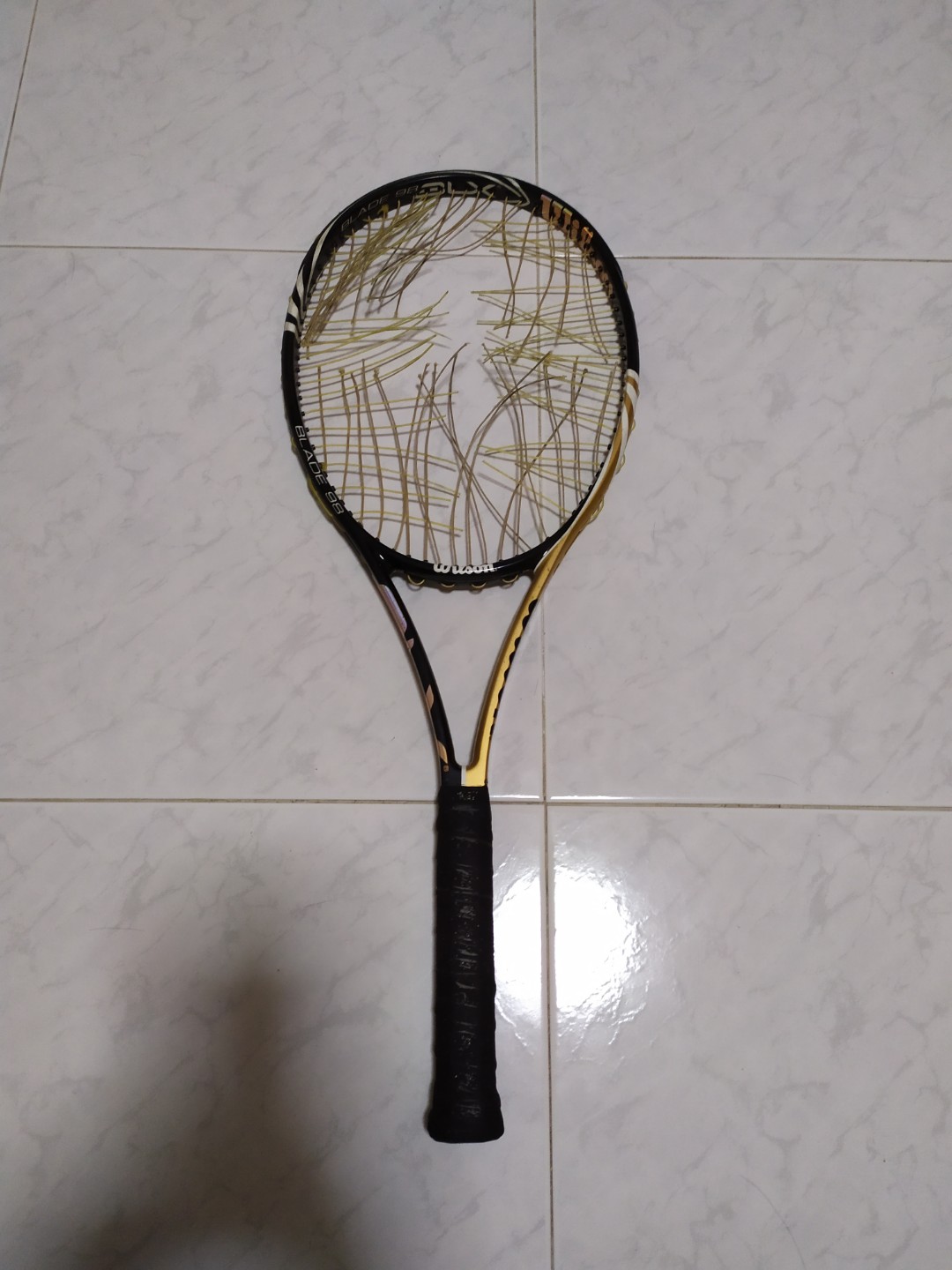 Wilson BLX blade 98 gold tennis racquet, Sports Equipment, Sports ...