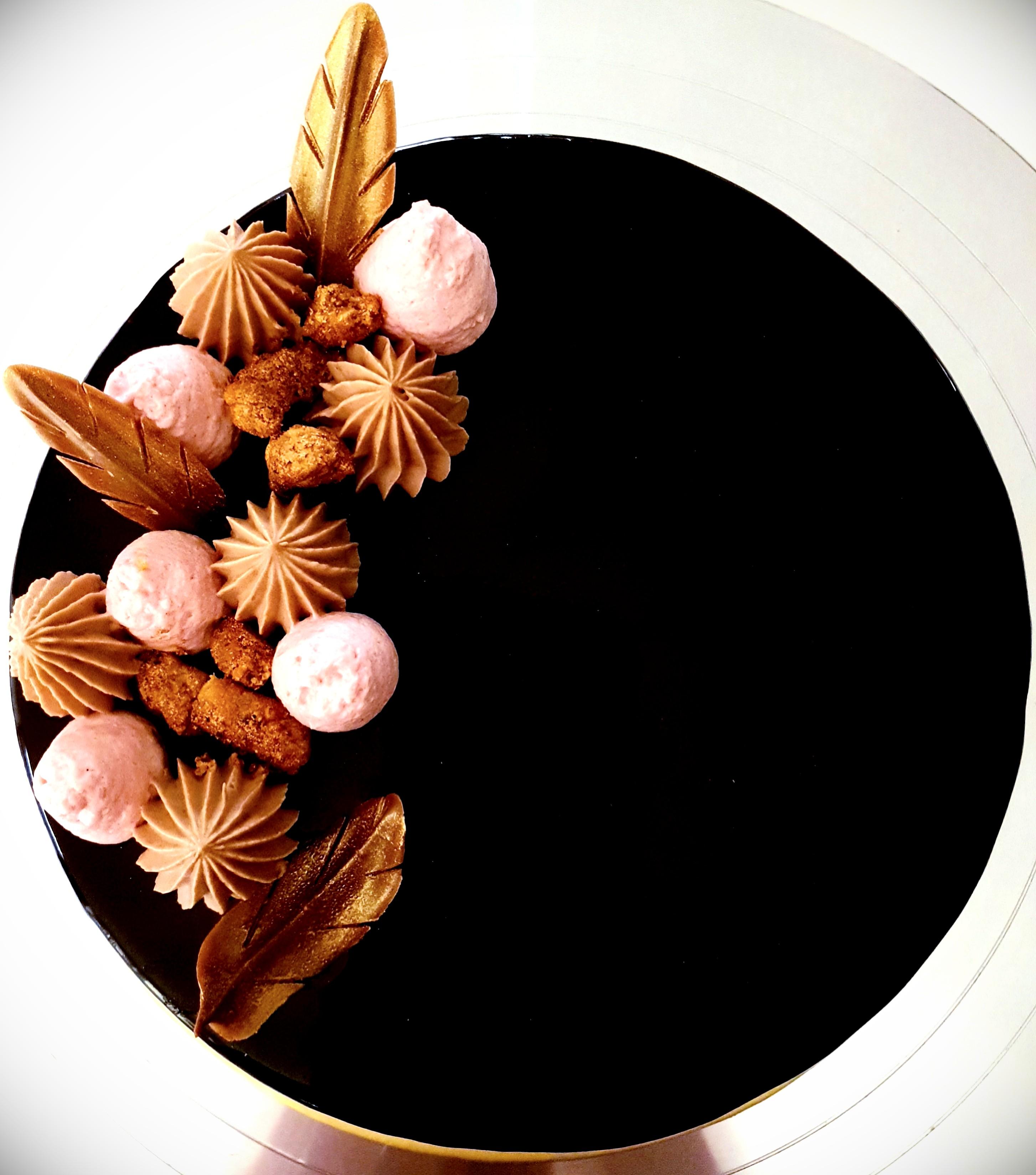 Chocolate raspberry hazelnut cake, Food & Drinks, Homemade Bakes on ...