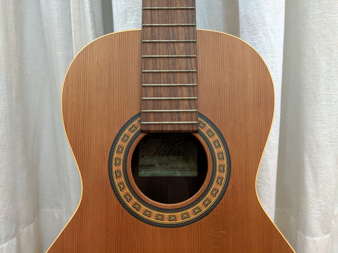 Classical Guitar: La Patrie Motif (Handmade in Canada), Hobbies & Toys ...