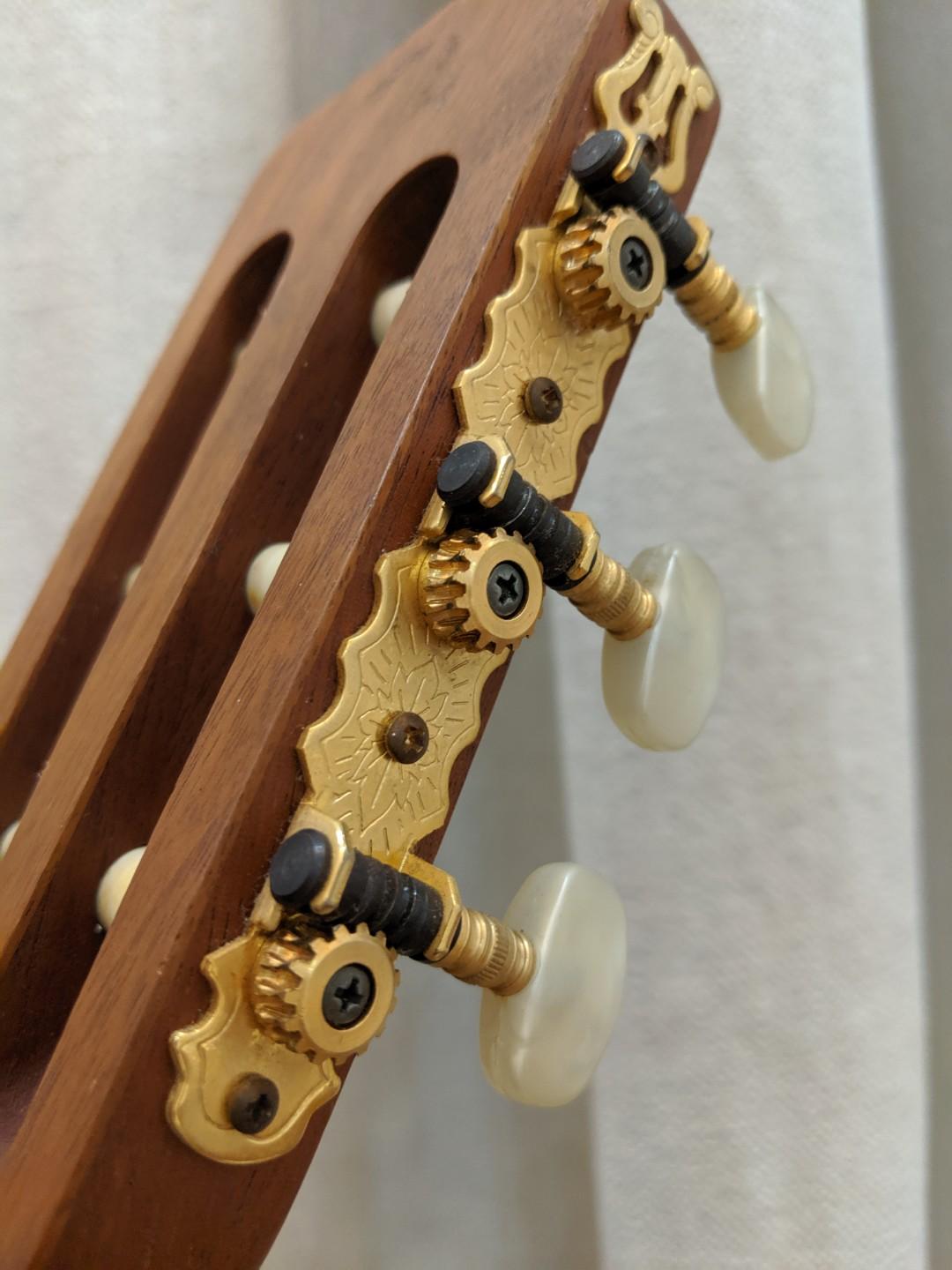 Classical Guitar: La Patrie Motif (Handmade in Canada), Hobbies & Toys ...