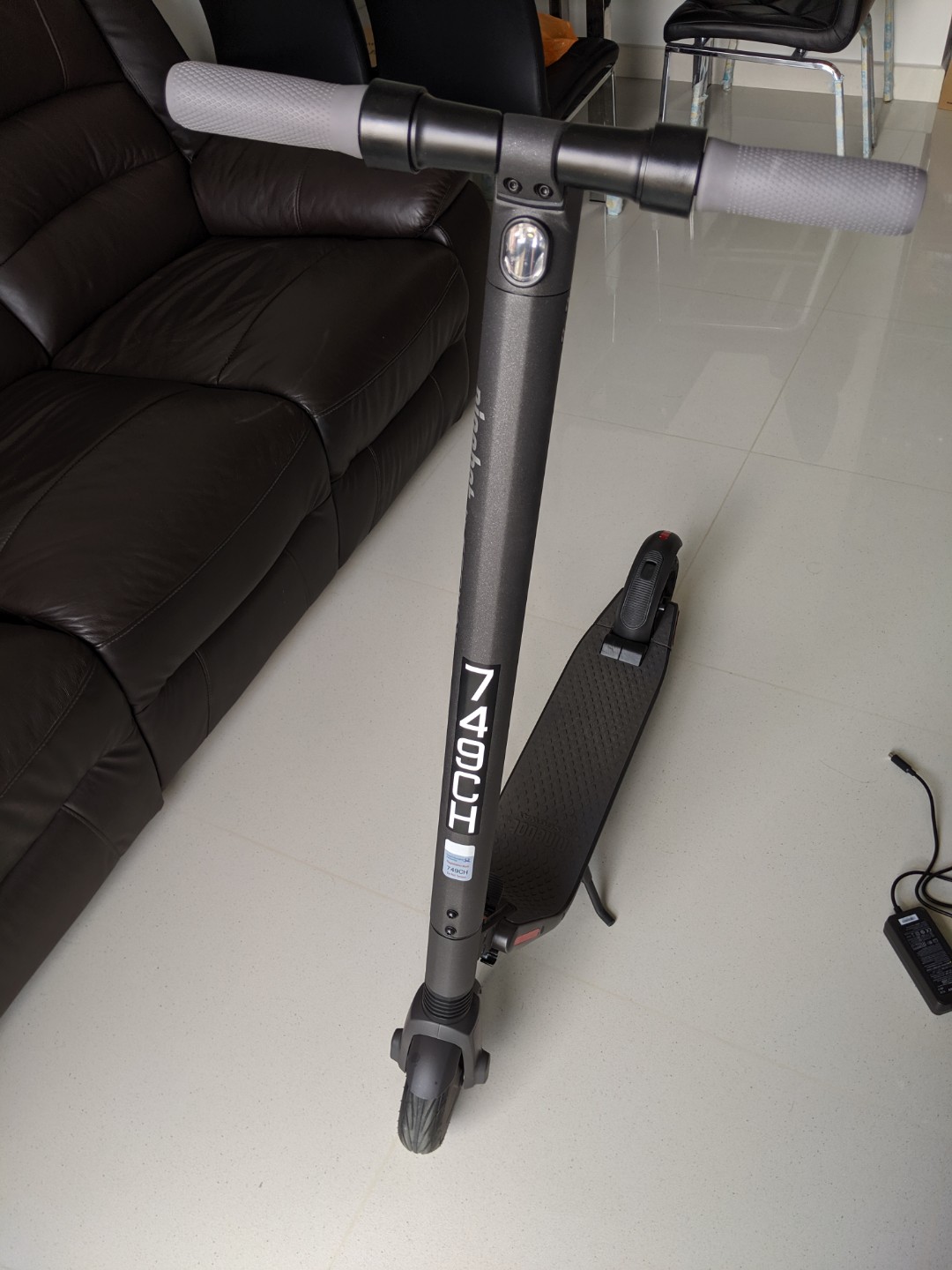 Segway Ninebot ES2 Like New, Sports Equipment, PMDs, E-Scooters & E ...