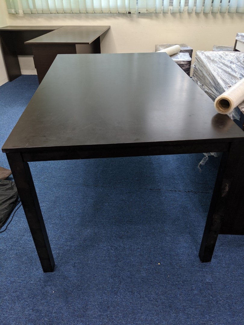 Table Size: 5L 3W 2.5H ft, Furniture & Home Living, Furniture, Tables ...