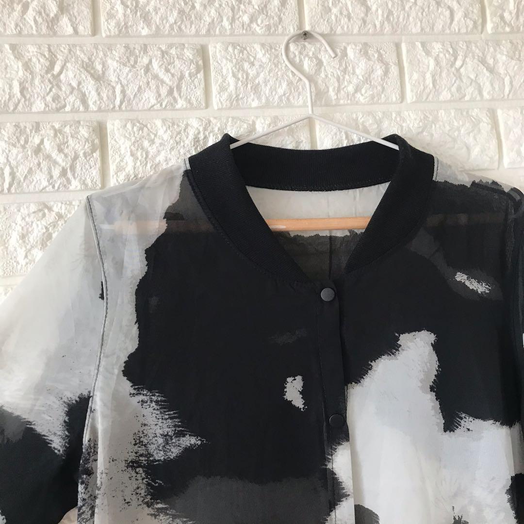 Yin Yang Topper, Women's Fashion, Coats, Jackets and Outerwear on Carousell