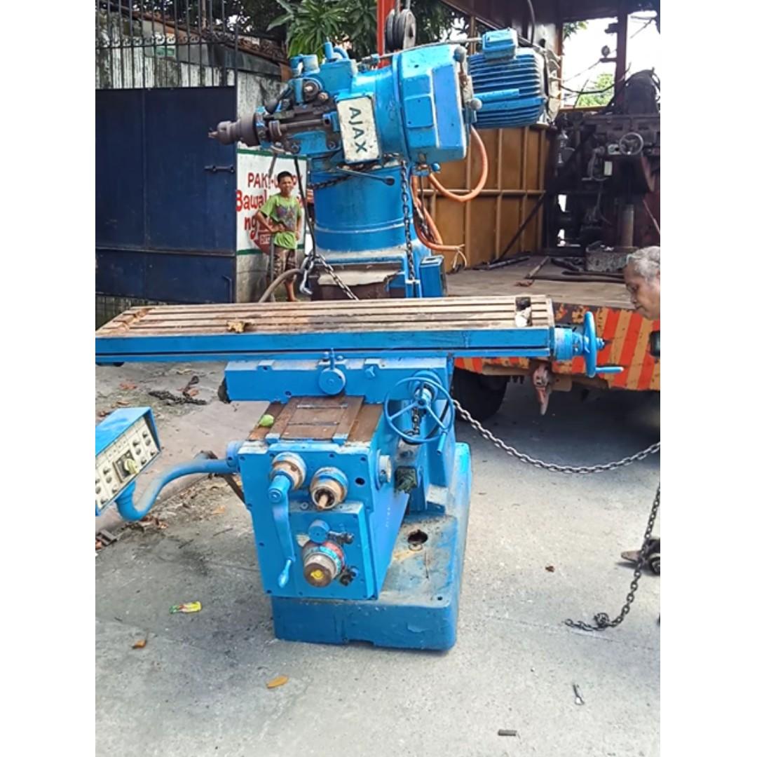 1 UNIT MILLINNG MACHINE, Commercial & Industrial, Industrial Equipment ...
