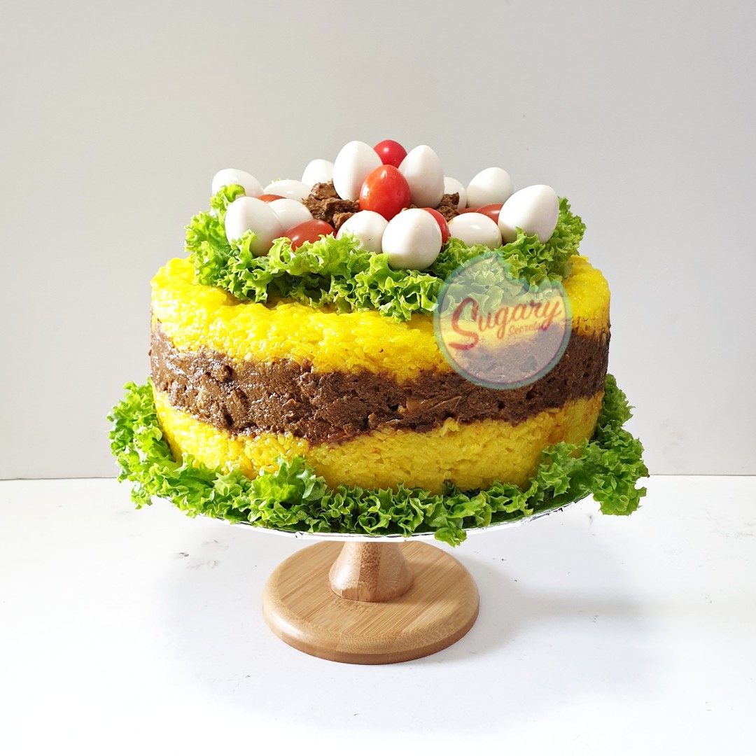 Customised Pulut Kuning Rendang, Food & Drinks, Homemade Bakes on Carousell
