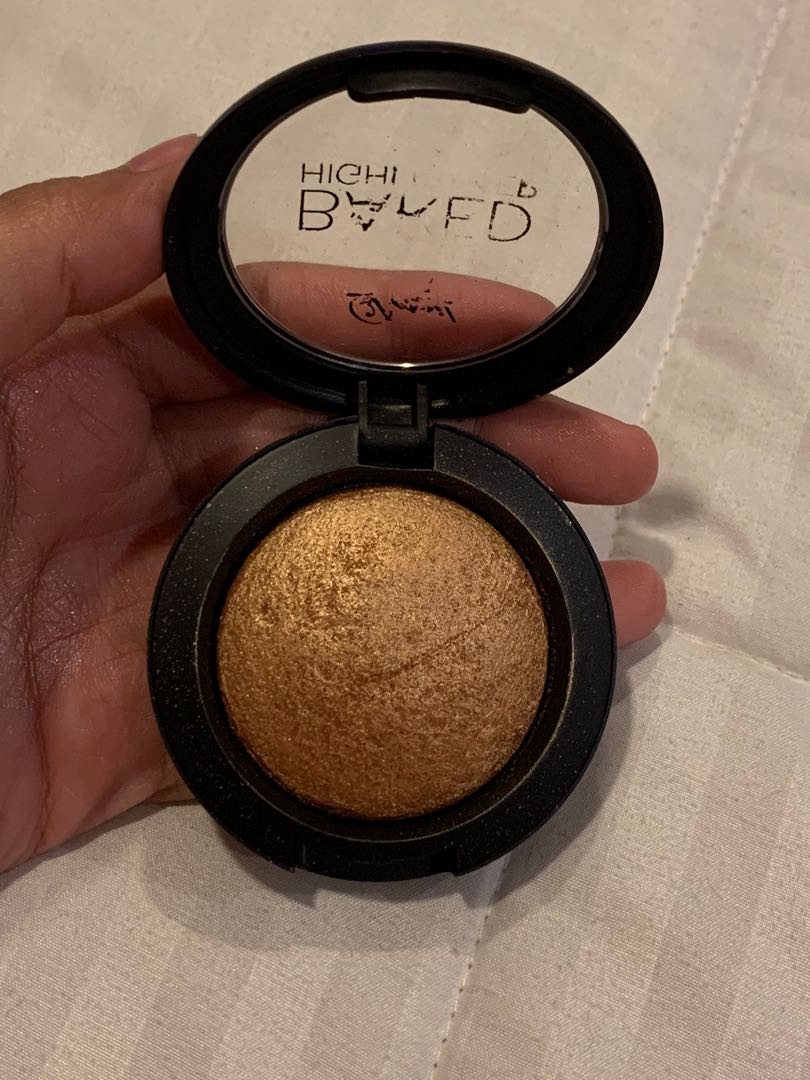 Detail baked highlighter, Beauty & Personal Care, Face, Makeup on Carousell