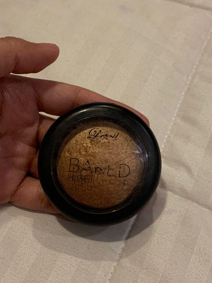 Detail baked highlighter, Beauty & Personal Care, Face, Makeup on Carousell