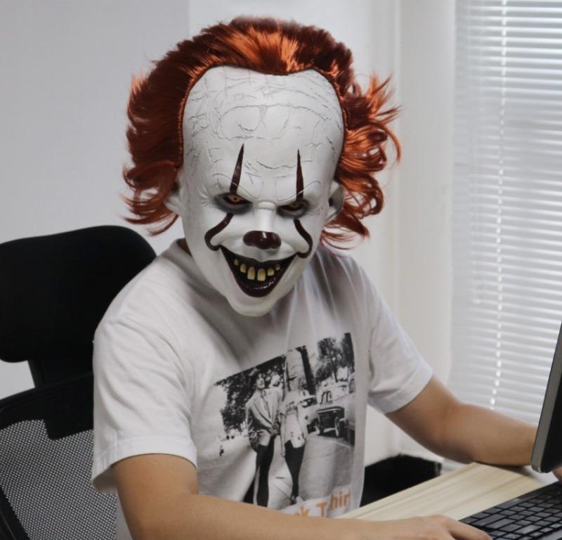 IT PENNYWISE CLOWN HALLOWEEN LATEX MASK, Hobbies & Toys, Toys & Games ...