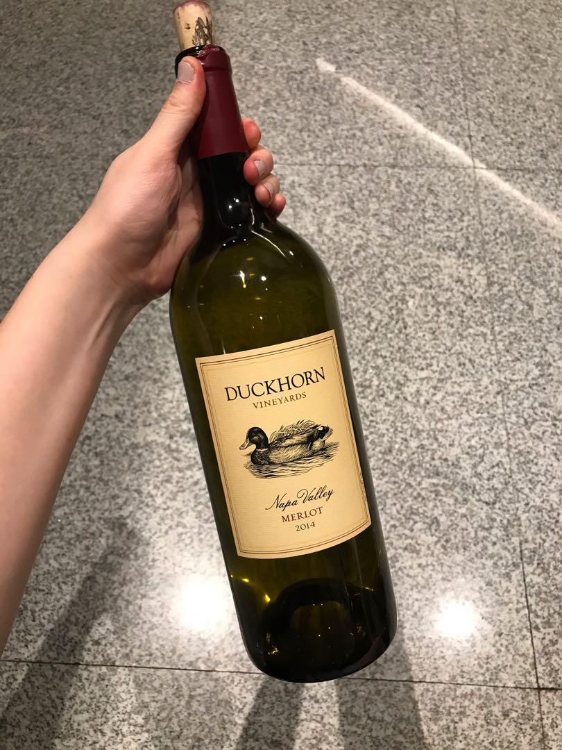 Jual Botol wine bekas ukuran 1,5l, Makanan & Minuman, Minuman Tidak ...