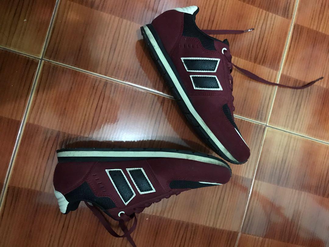 Macbeth Fischer Dark Red Sneakers, Women's Fashion, Footwear, Sneakers ...