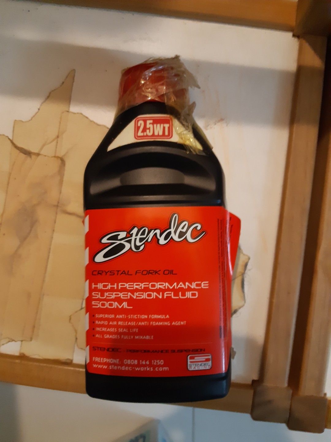 Stendec fork fluid 2.5wt, Motorcycles, Motorcycle Accessories on Carousell