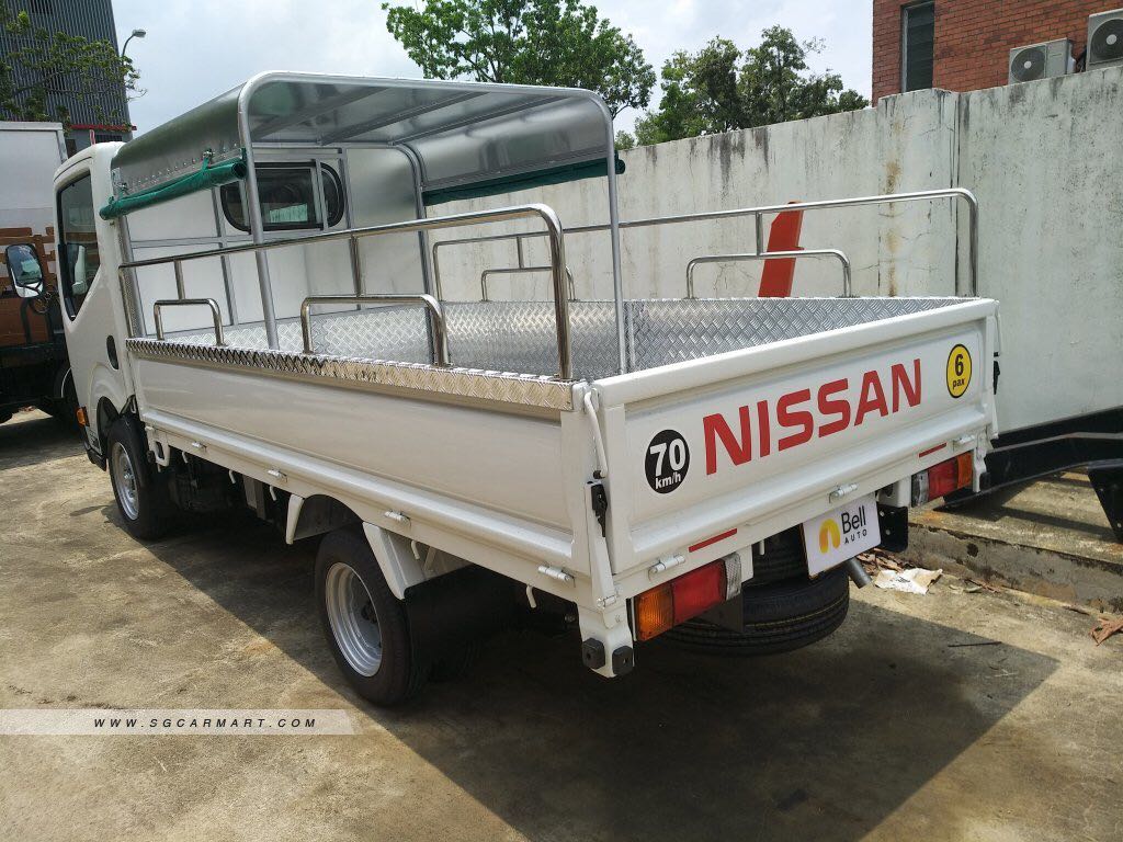 10ft LORRY for HOUSE MOVING, Cars, Commercial Vehicles, Rentals on ...