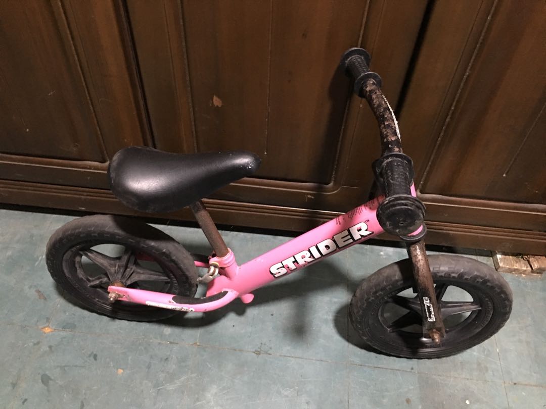 Original Strider Pink ST-J4 Balance bike, Sports Equipment, Bicycles ...