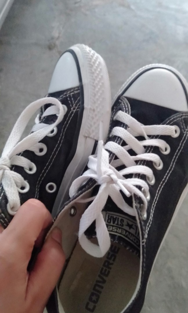 Sepatu Converse original, Fesyen Wanita, Sepatu di Carousell