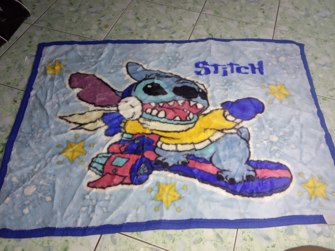 Cadar cartoon stitch, Babies & Kids, Babies & Kids Fashion on Carousell