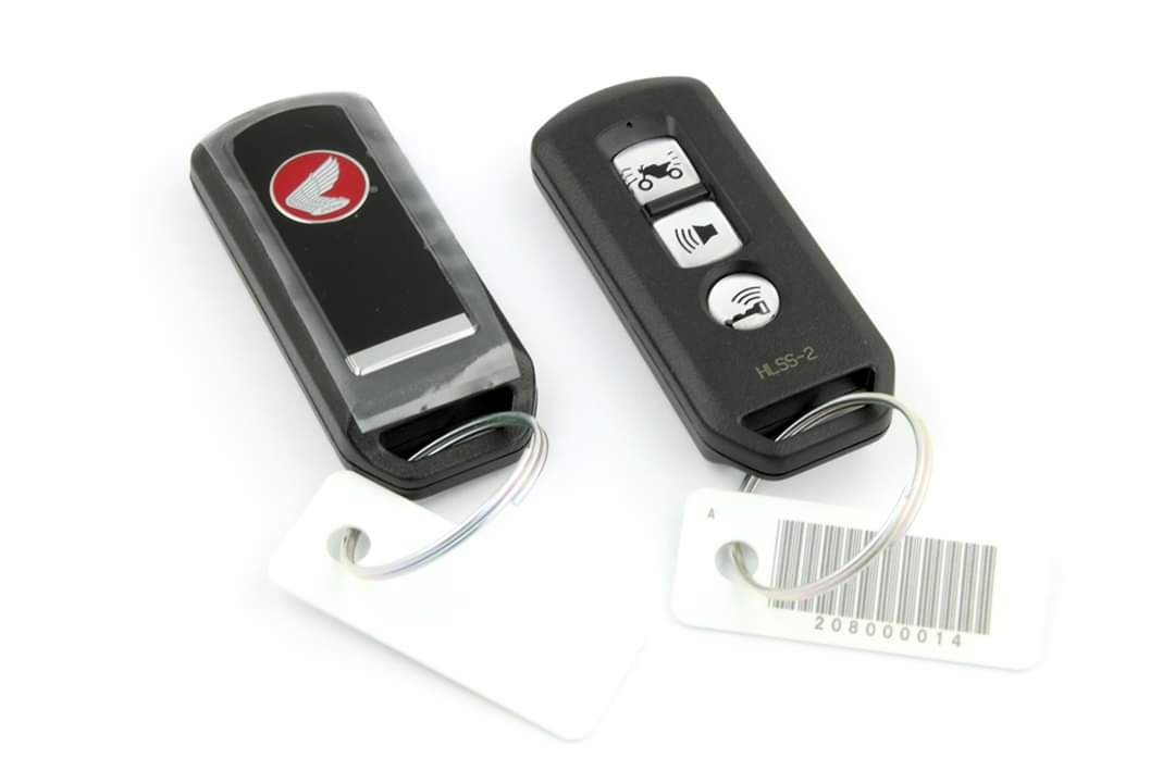 Genuine Honda Super Cub & PCX Smart Remote, Motorcycles, Motorcycle ...