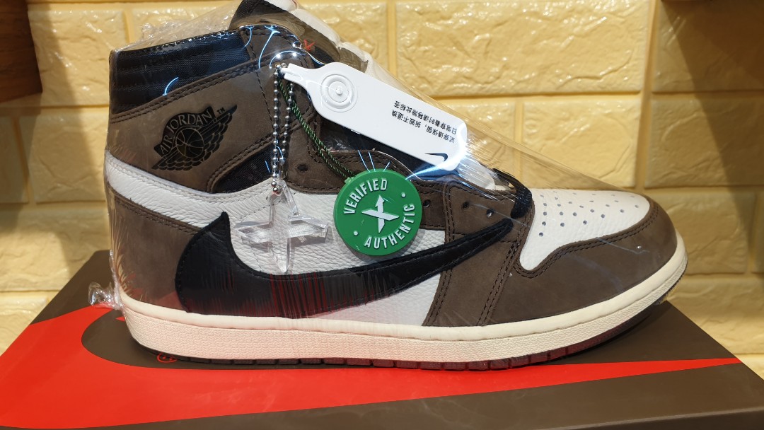 J1 Retro High Travis Scott, Men's Fashion, Footwear, Sneakers on Carousell