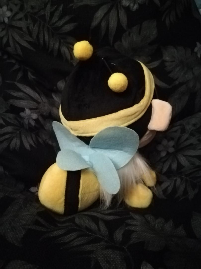 Crayon Shin Chan Bee cute, Hobbies & Toys, Toys & Games on Carousell