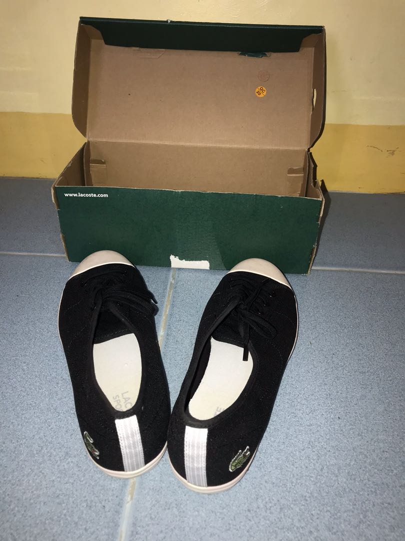Lacoste Flats, Women's Fashion, Footwear, Flats & Sandals on Carousell