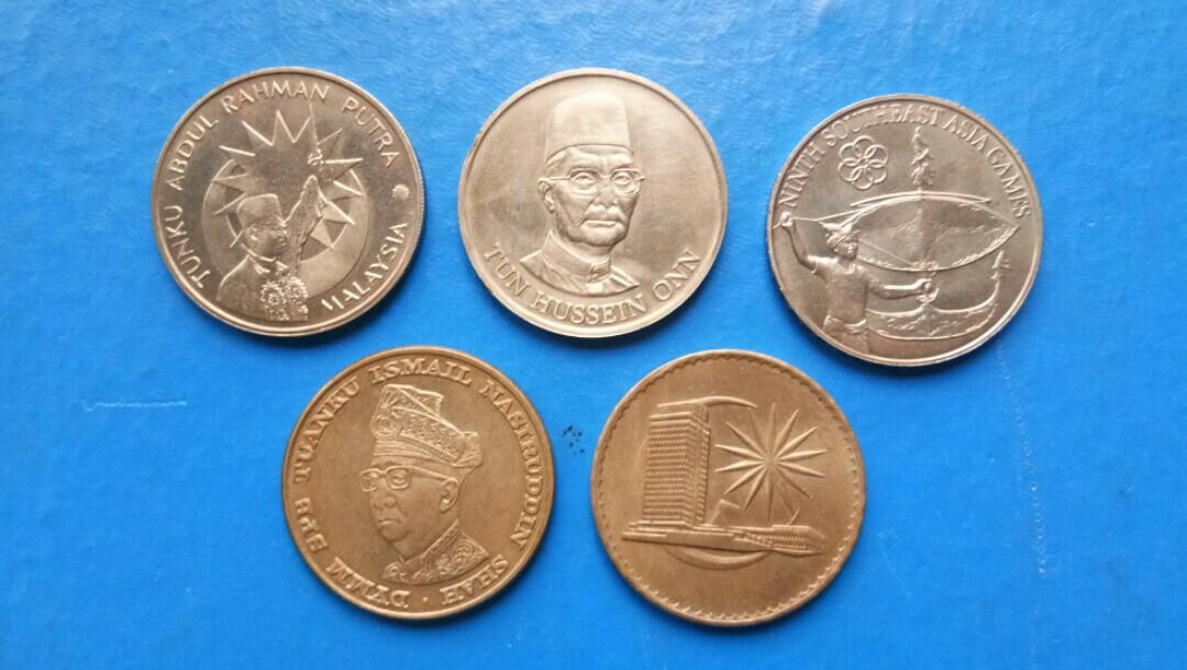Lot Set Bank Nagara Malaysia 1 Ringgit Coins Wang Syilling Lama RM 1 ...