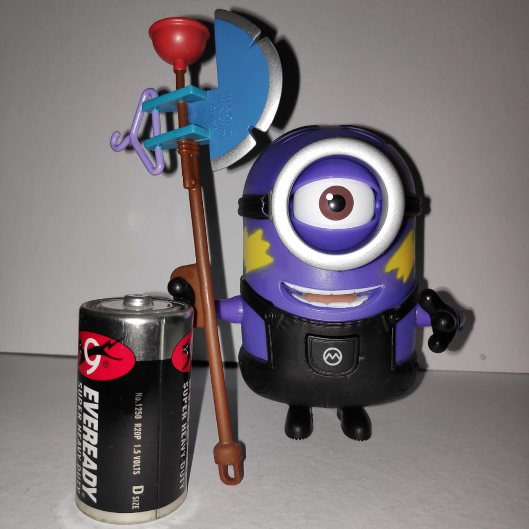 Despicable Me 2 Stuart Undercover Minion Action Figure, Hobbies & Toys ...