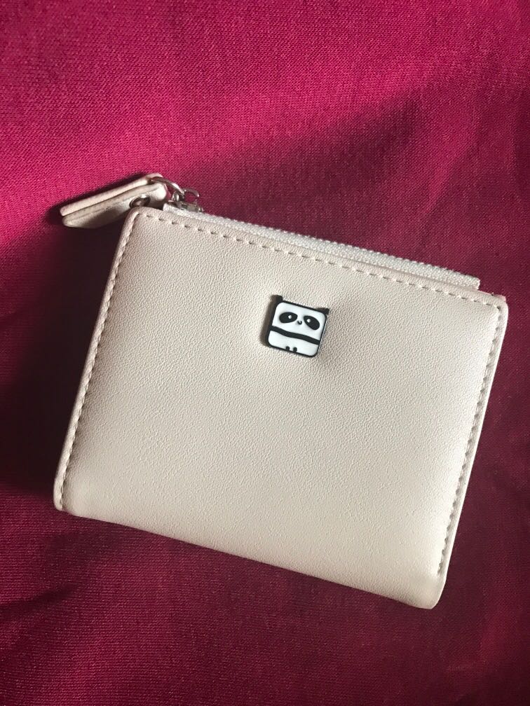 Miniso Wallet, Women's Fashion, Bags & Wallets, Wallets & Card holders ...