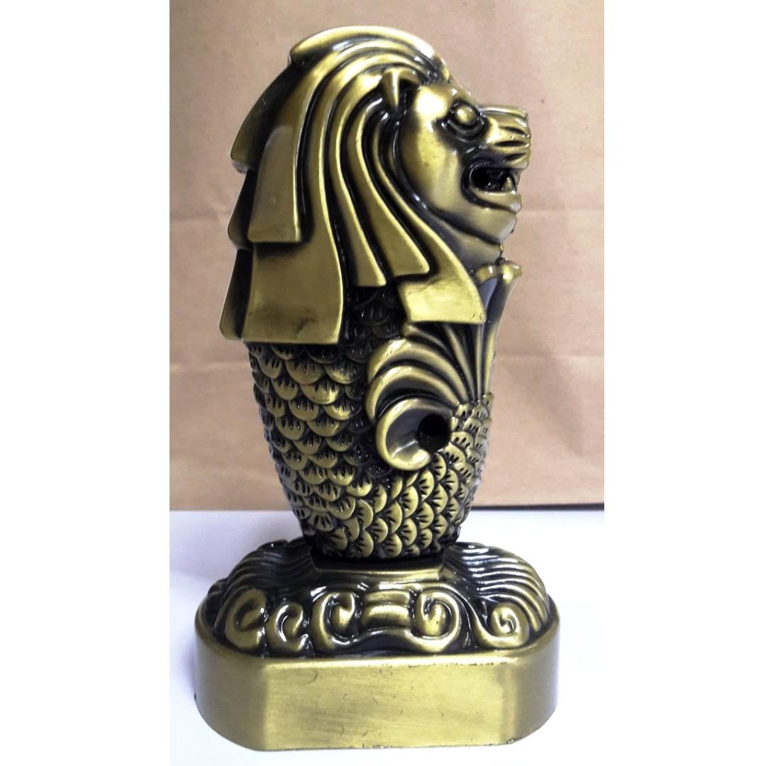 Singapore Merlion Miniature Display, Everything Else, Others on Carousell
