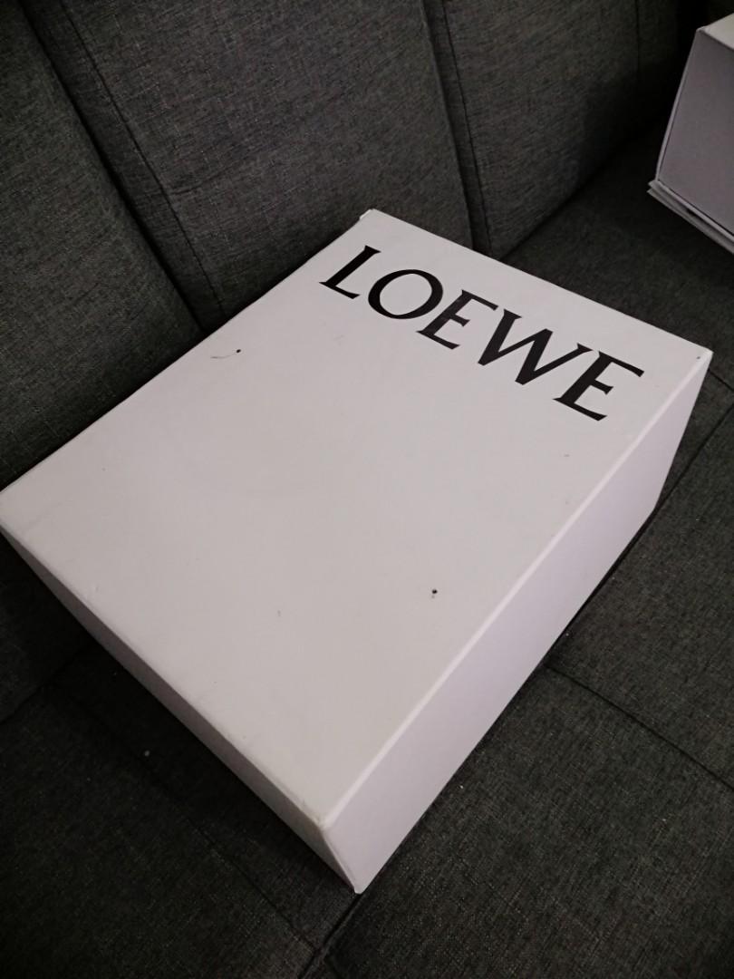 Loewe Puzzle Box, Women's Fashion, Bags & Wallets, Beach Bags on Carousell