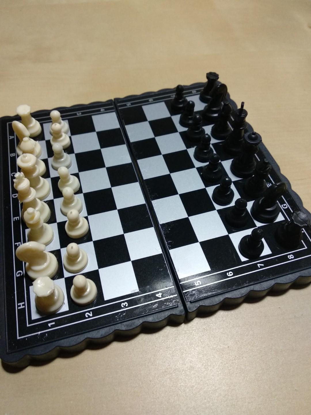 Mini Chess set, Hobbies & Toys, Toys & Games on Carousell