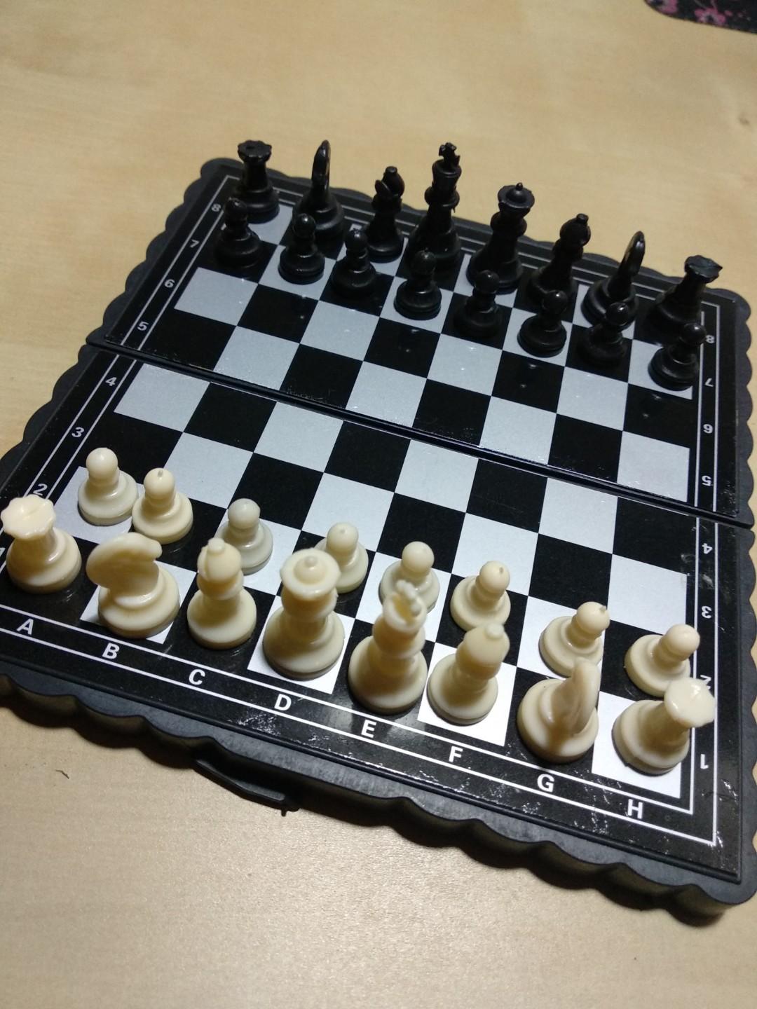 Mini Chess set, Hobbies & Toys, Toys & Games on Carousell