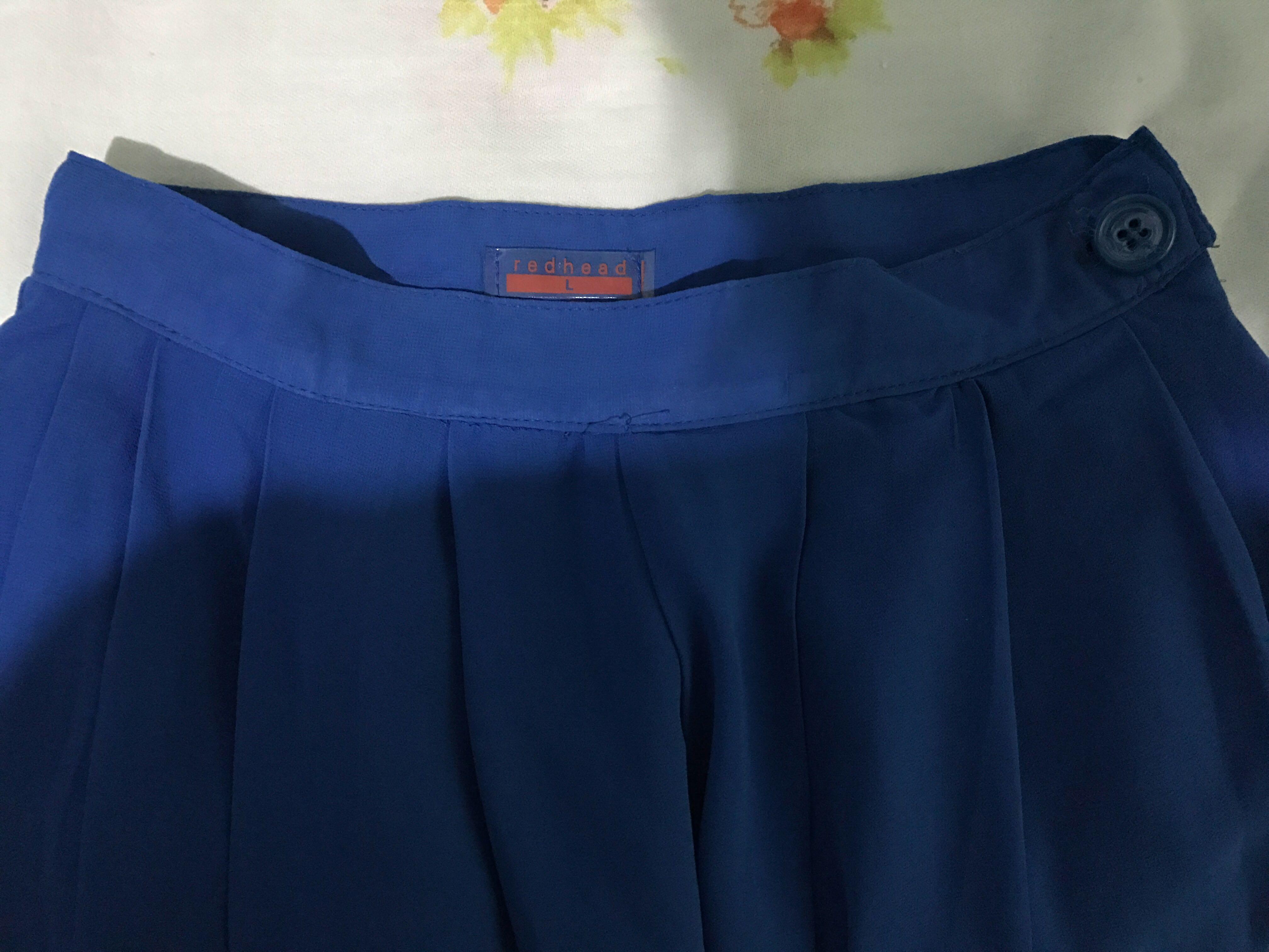 Royal blue shorts, Women's Fashion, Bottoms, Shorts on Carousell