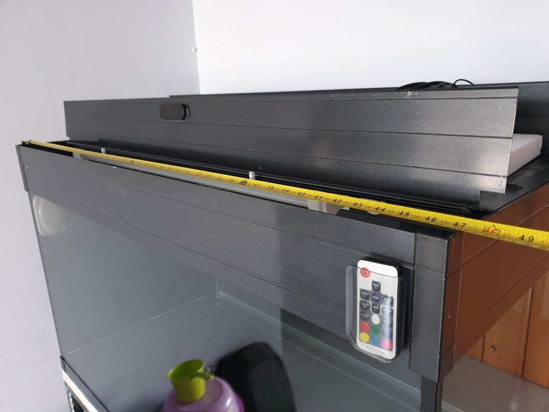 Arowana Fishtank cover and T8 lights with holder, Pet Supplies, Homes ...