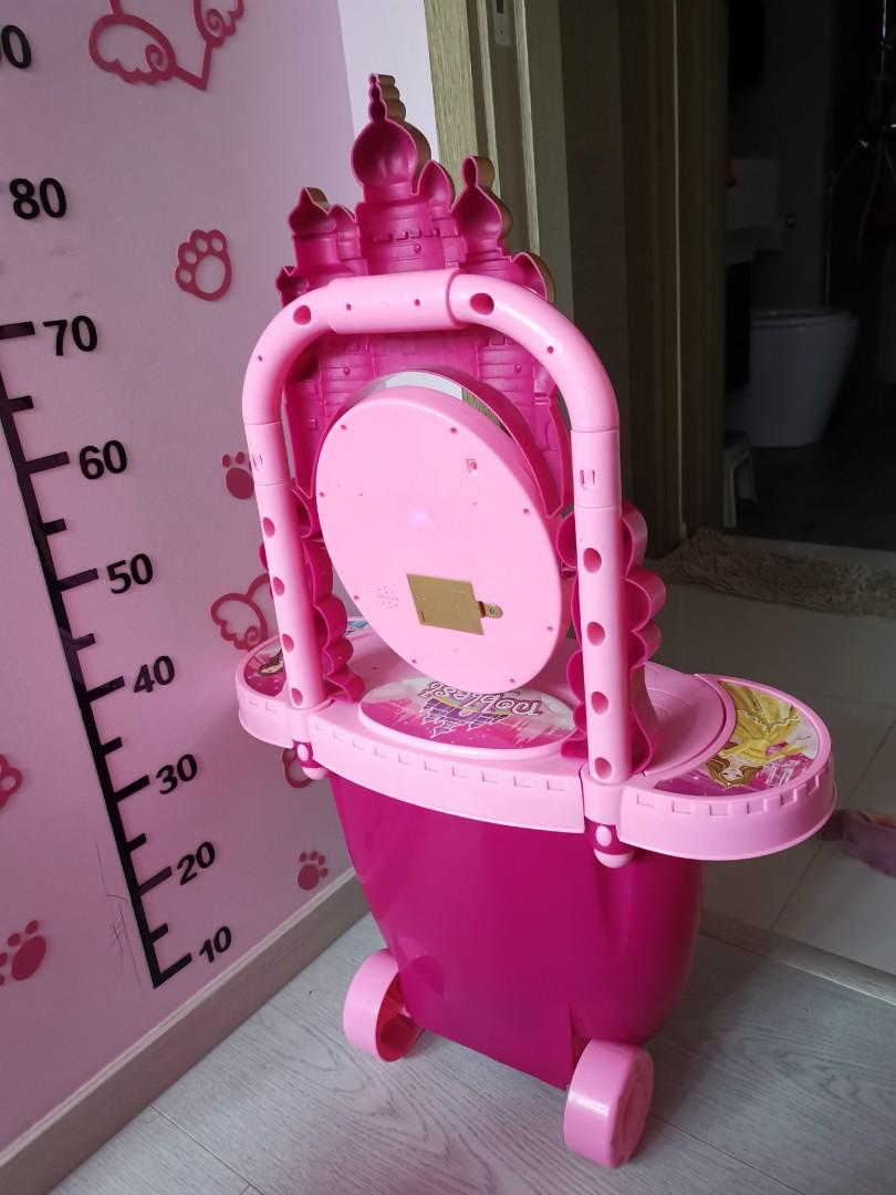 Princess dressing table, Babies & Kids, Baby Nursery & Kids Furniture ...