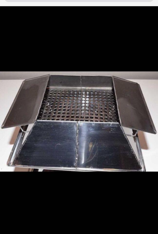 PYROMID BBQ Grill SET, Travel, Travel Essentials, Outdoor & Camping on ...