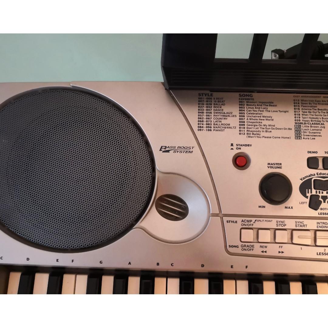 Yamaha EZ-30 Portable Keyboard, Hobbies & Toys, Music & Media, Musical ...
