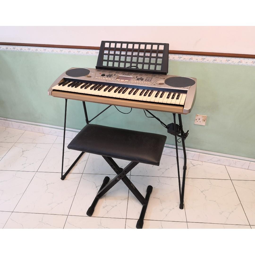 Yamaha EZ-30 Portable Keyboard, Hobbies & Toys, Music & Media, Musical ...