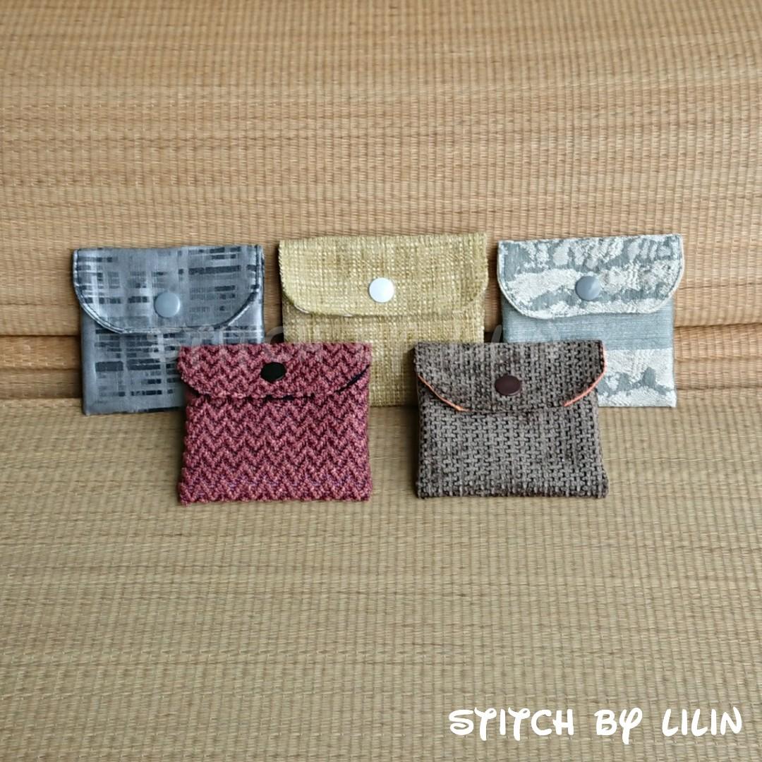 Airpods/bluetooth earpods pouch fabric, Audio, Earphones on Carousell