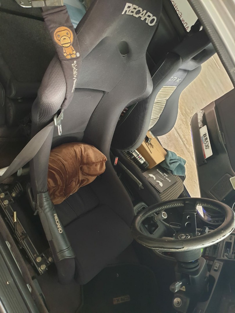 Replica Recaro full bucket seat, Car Accessories, Accessories on Carousell