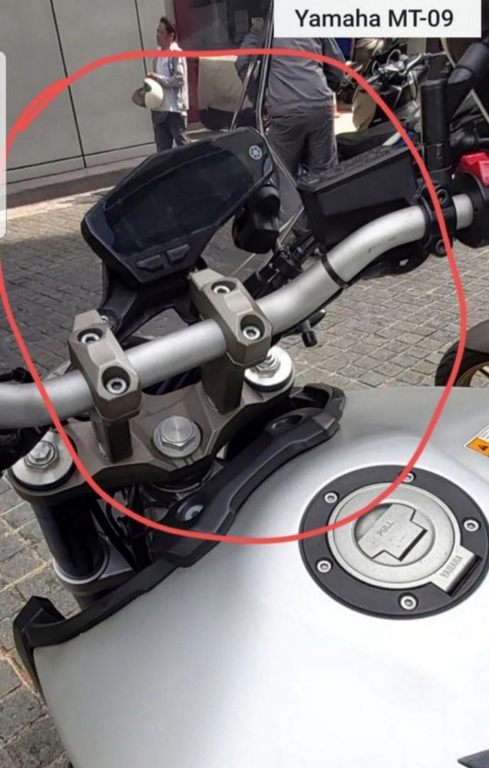 Yamaha Tracer 900 / MT-09 handlebar clamps, Motorcycles, Motorcycle ...