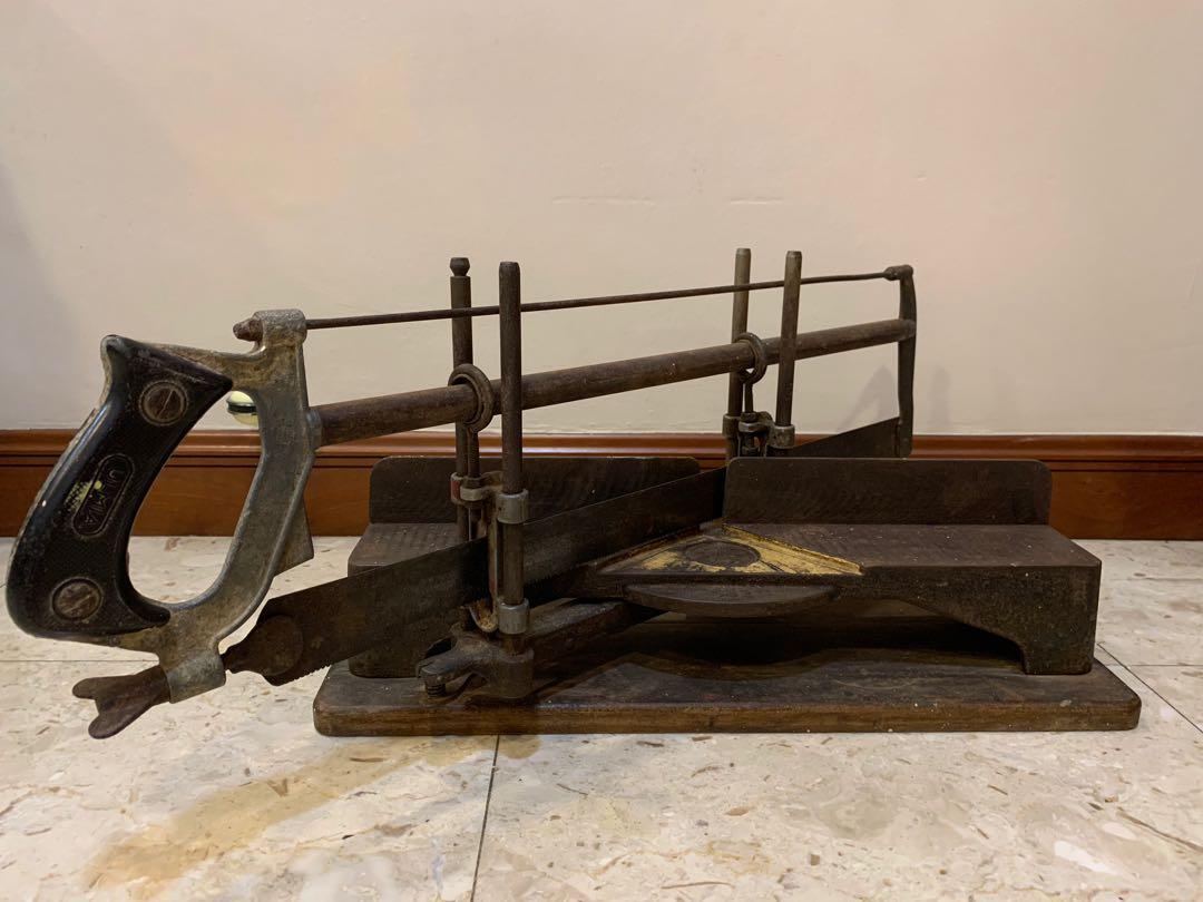 Antique adjustable angle saw, Hobbies & Toys, Memorabilia ...