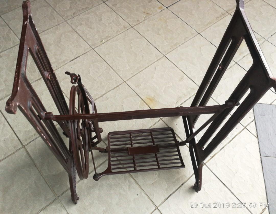 Antique Sewing Machine Stand, Furniture & Home Living, Home Decor ...