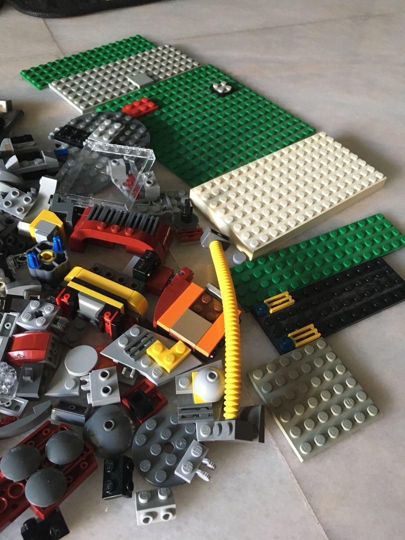 Lego - assorted bricks + minifigures + unopened bag of bricks, Hobbies ...