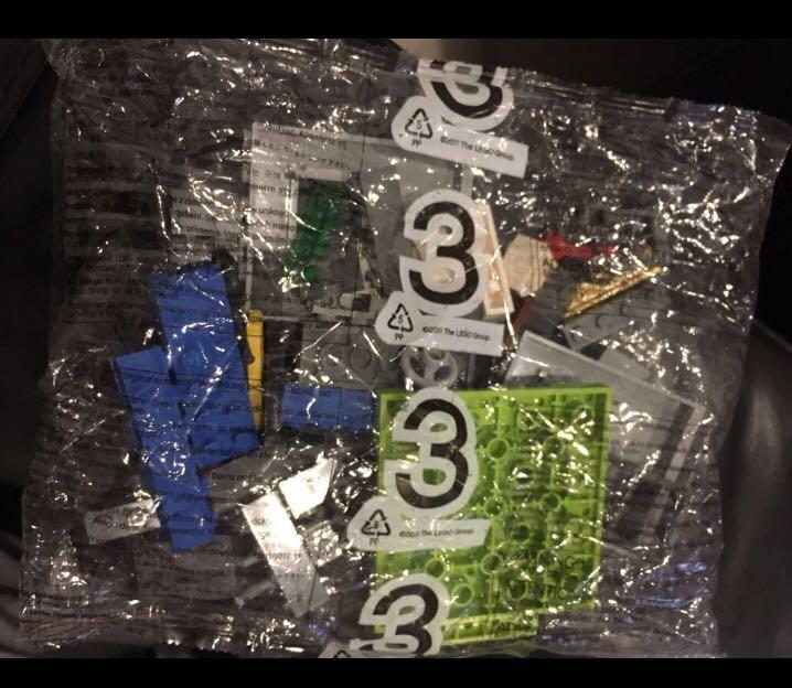 Lego - assorted bricks + minifigures + unopened bag of bricks, Hobbies ...